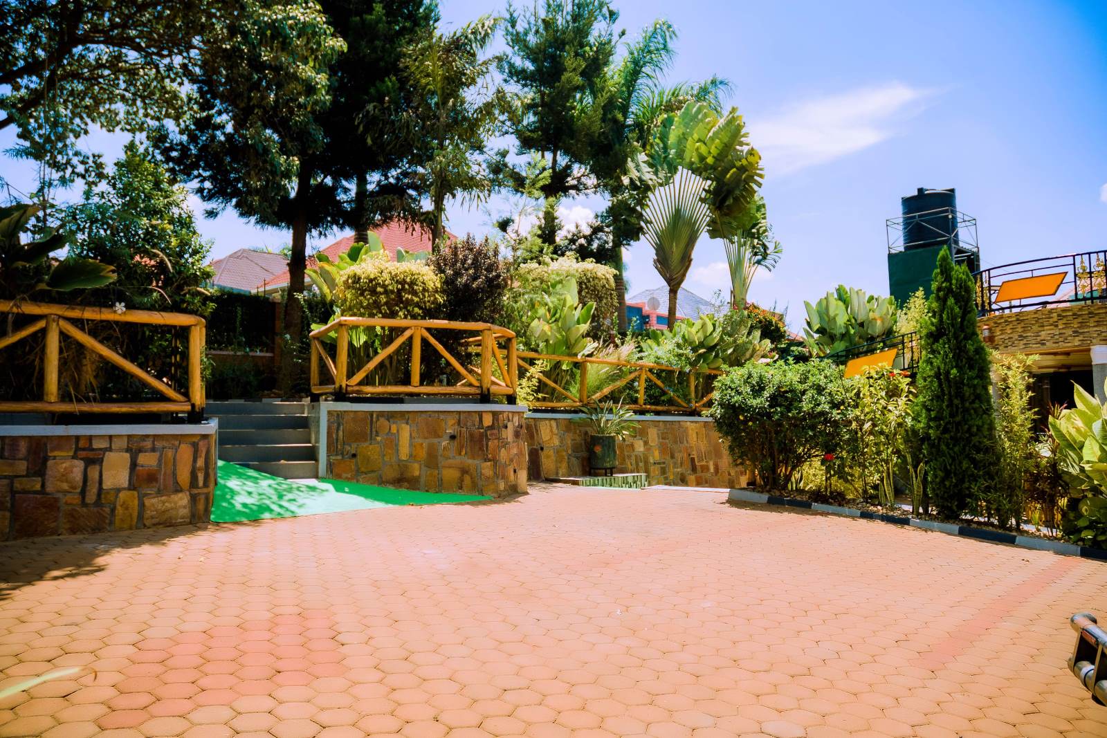 Umugano Villa - Your Home Away from Home in Kigali